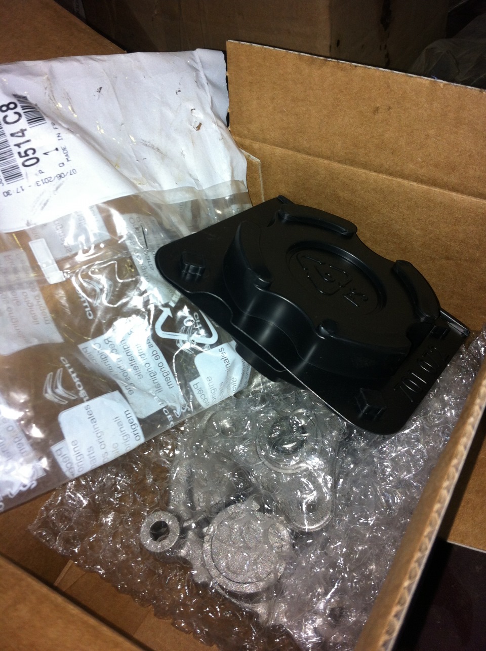 0514C8 Сальник к/в передний PSA 1.6 16V Peugeot Citroen | Запчасти на ...