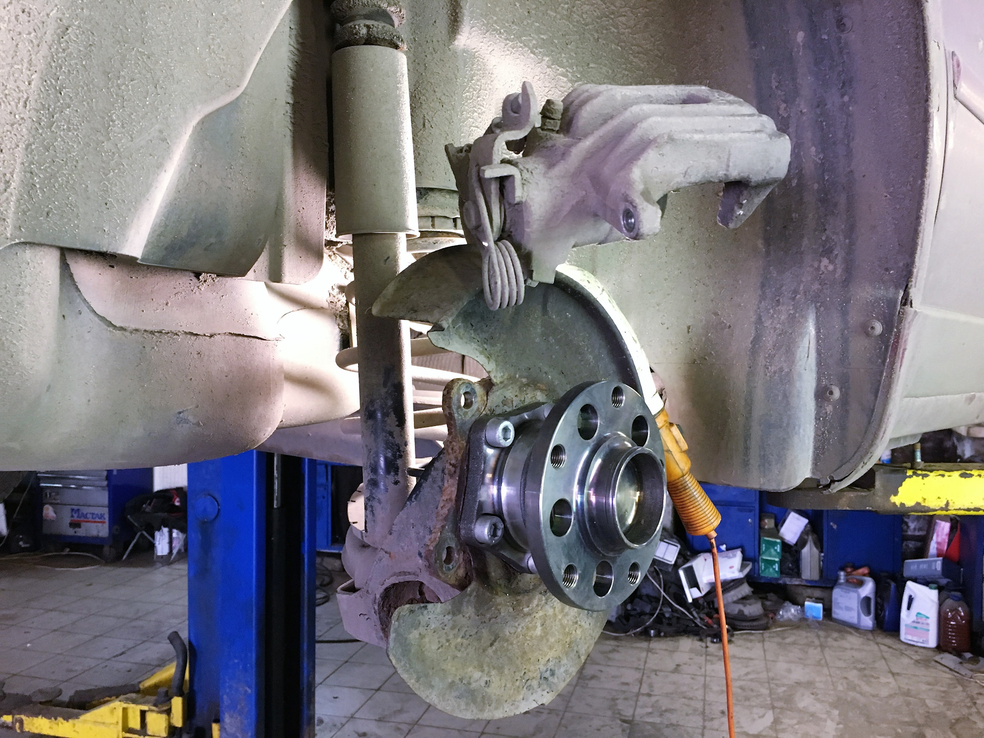 Замена ступицы ну и как обычно косяк… — Volkswagen Passat B5, 1,8 л ...