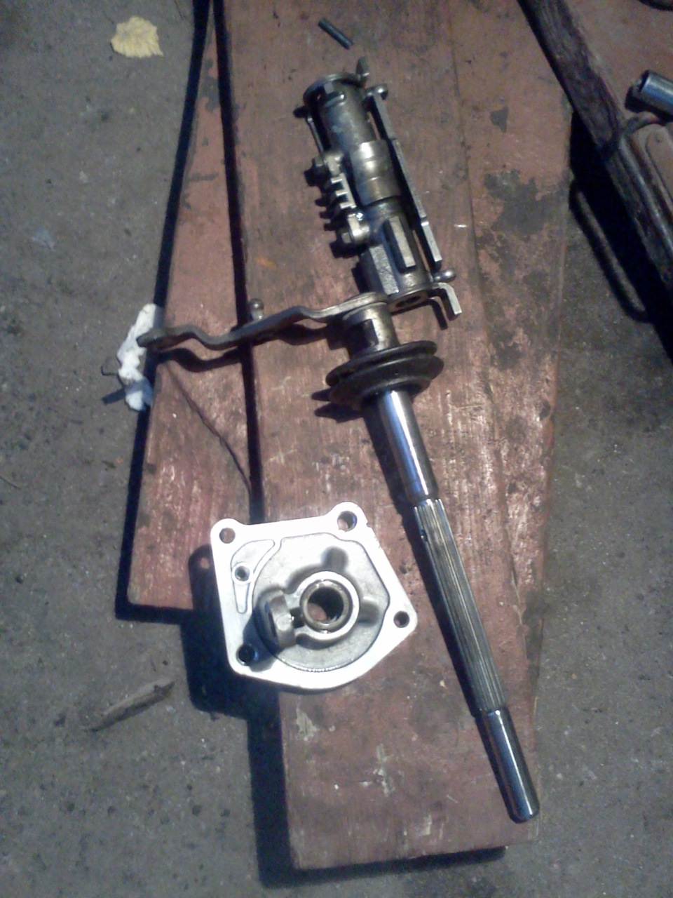 Замена сальника КПП — Mazda 3 MPS (1G), 2,3 л, 2007 года | плановое ТО ...