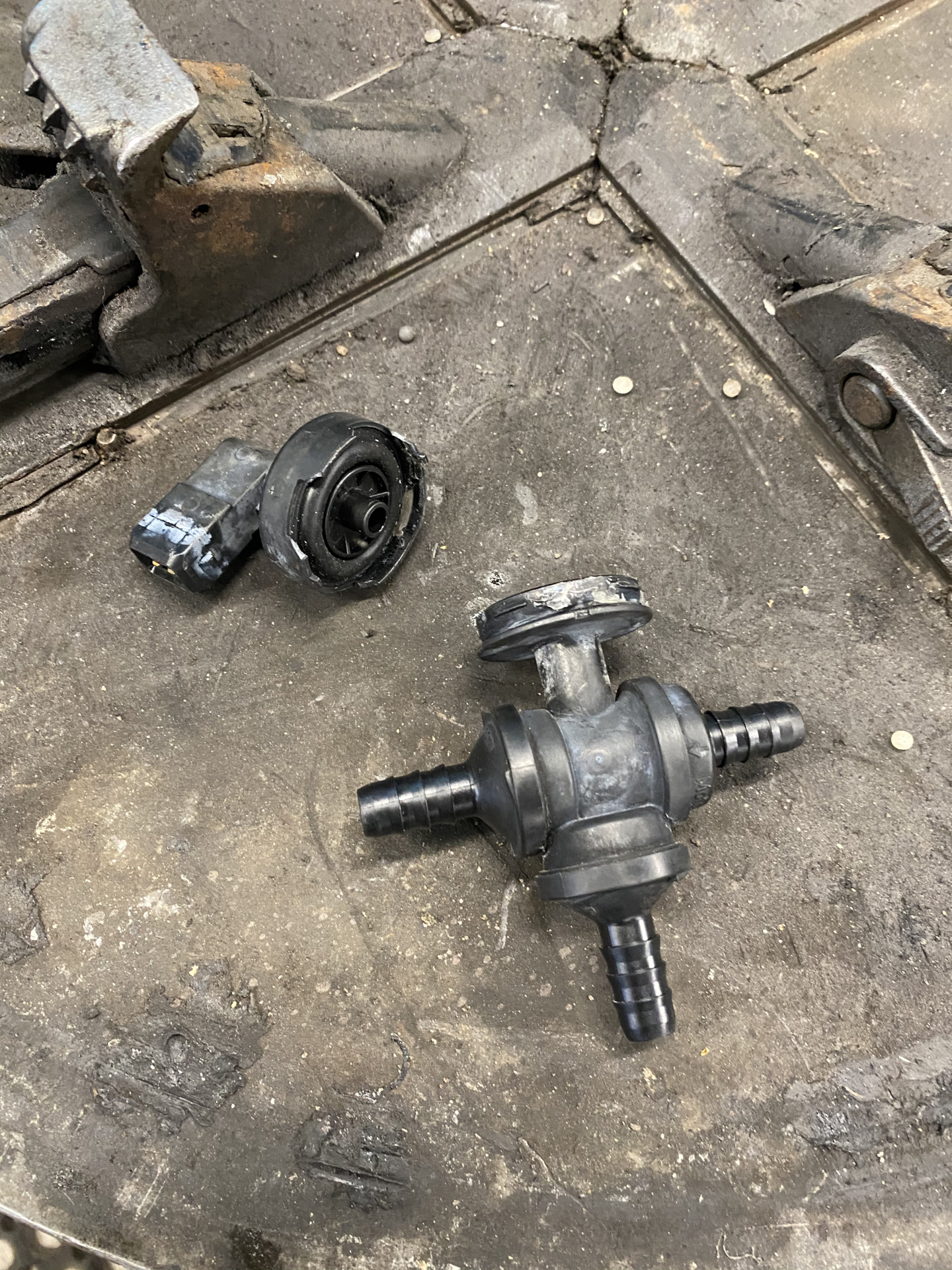 Тормоза s60r часть 3 — Volvo S60 (1G), 2,5 л, 2003 года | своими руками ...