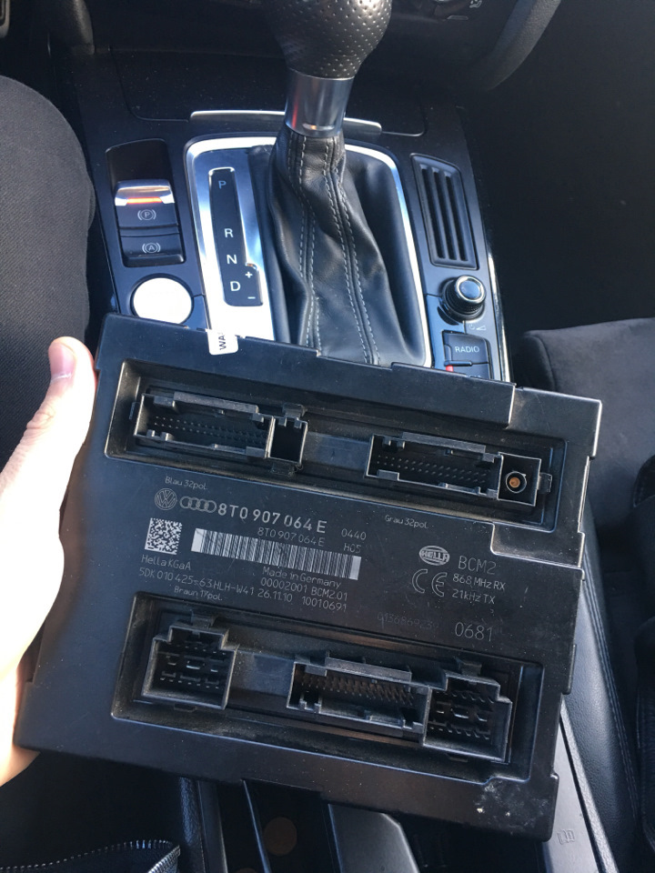 Установка Keyless Ч.1 — Audi A5 Sportback (1G), 2 л, 2010 года ...