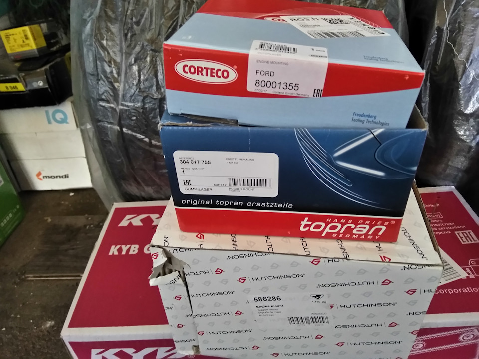 Замена подушек на двигатель. — Ford Focus Hatchback II, 1,6 л, 2008 ...