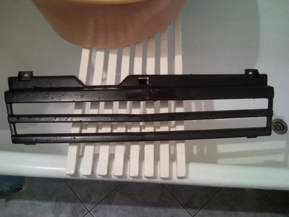 Решетка "adidas" — Lada 21093, 1,1 л, 1992 года | тюнинг | DRIVE2