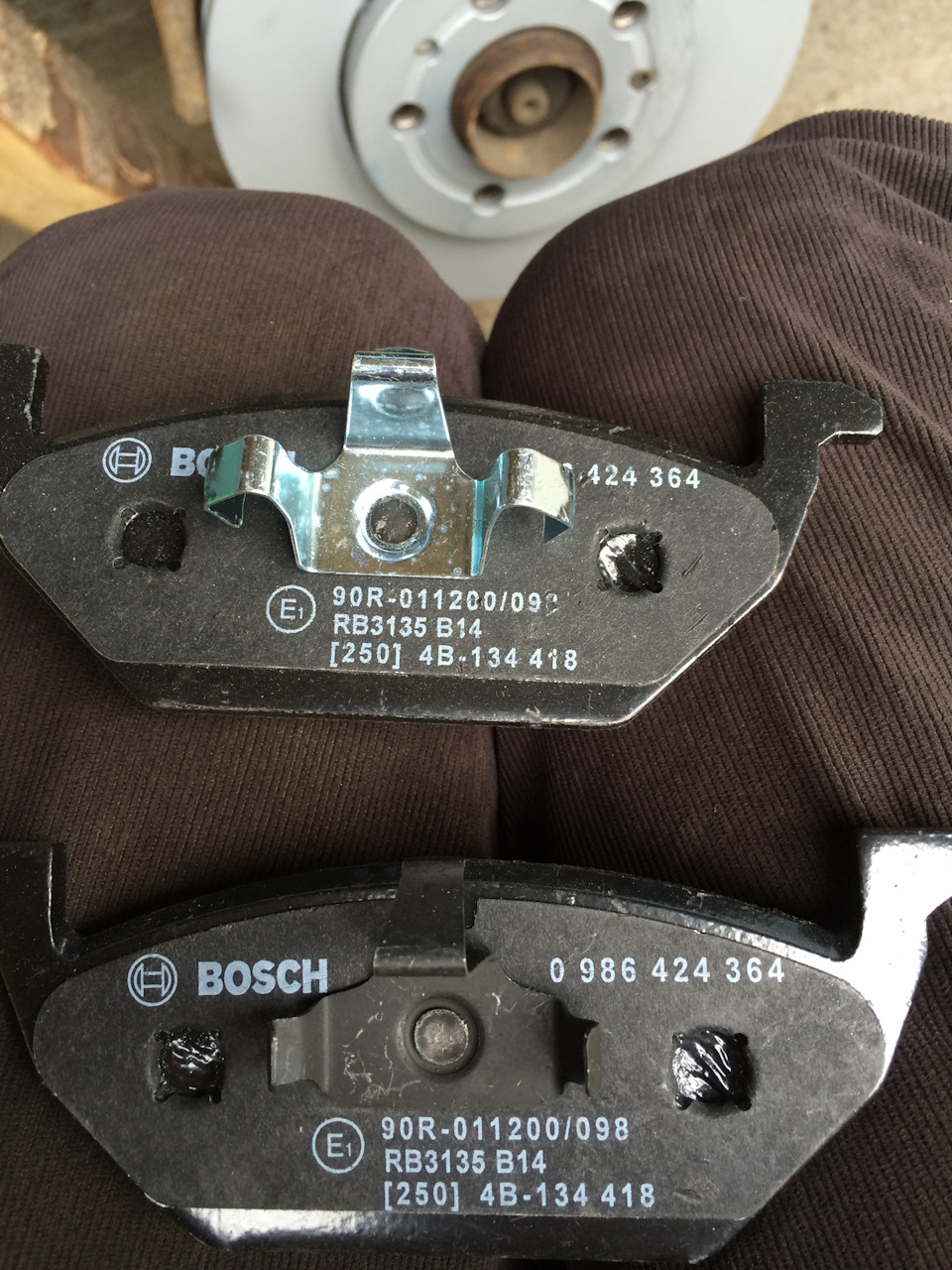 0986424364 Тормозные колодки дисковые (перед.) BOSCH | Запчасти на DRIVE2