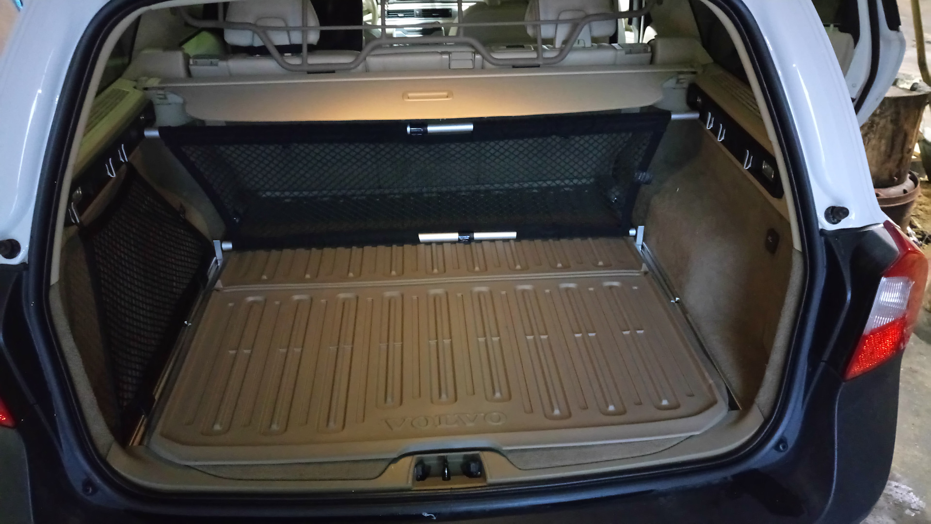 3. Финал про замок заднего сидения + прочие радости. — Volvo XC70 III ...