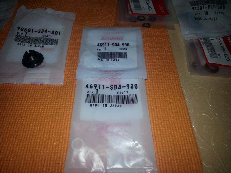 90601S84A01 Клипса крепления стойки капота Honda | Запчасти на DRIVE2