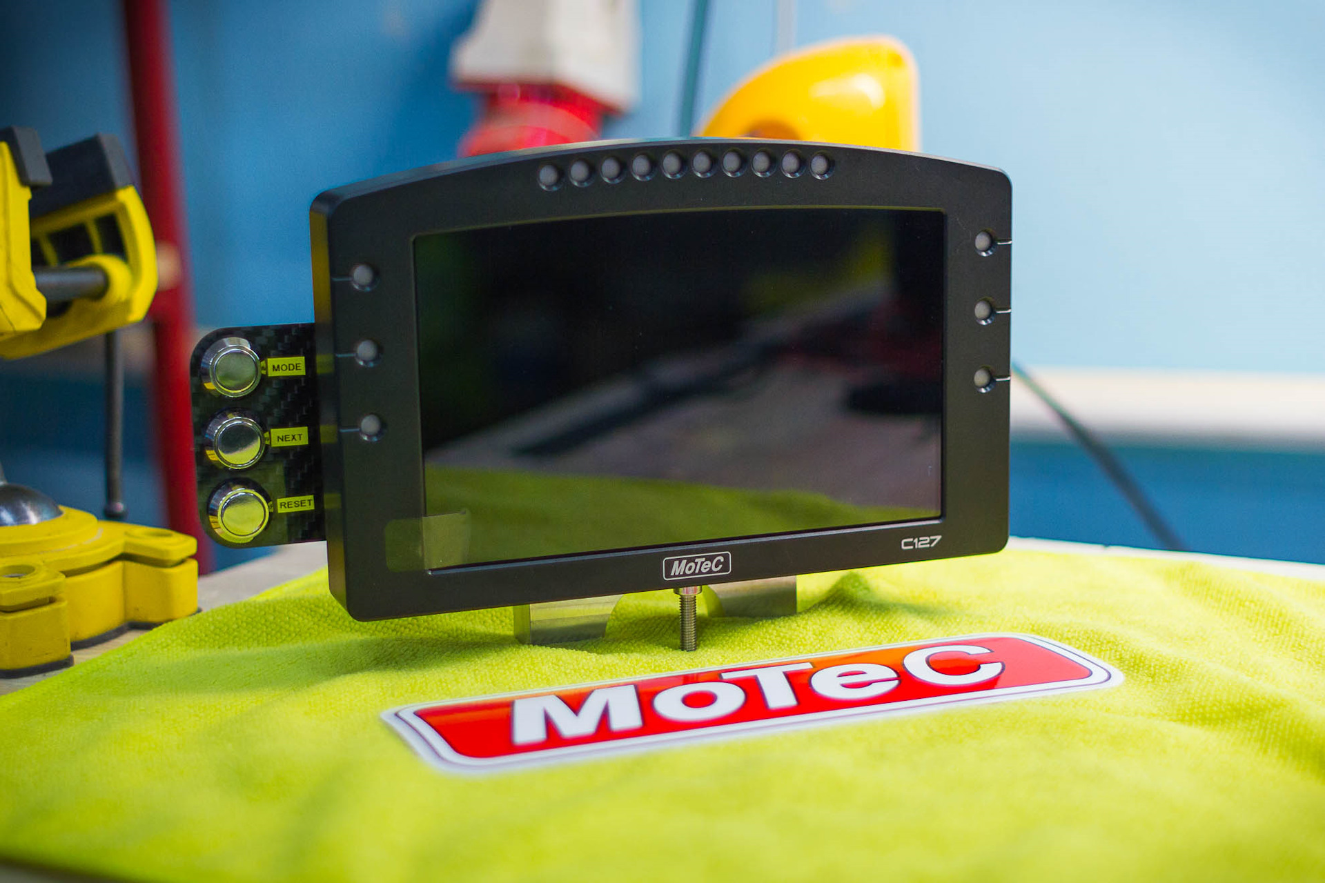 Крепление дисплея Motec C127/C187 — Honda Civic Hatchback (5G), 2 л ...