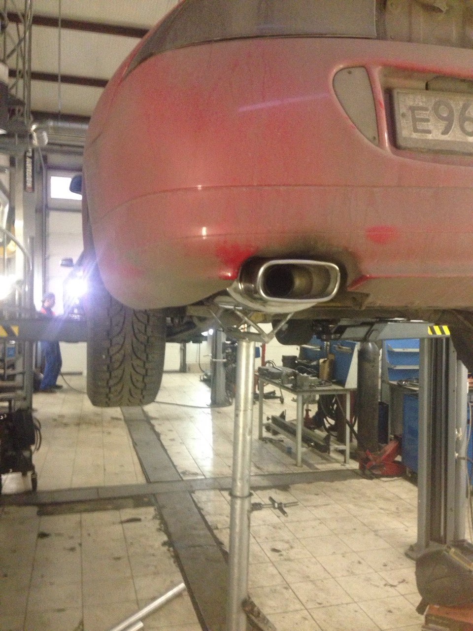 чтоб не пищать как киса домашняя, а рычать как зверек дикий ...