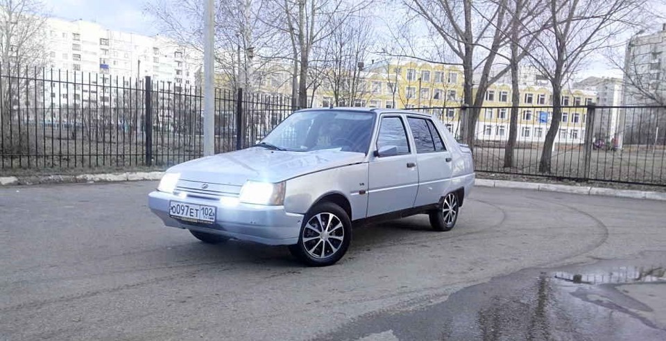 Купил — Nissan Leopard (JY33), 2,5 л, 1997 года | покупка машины | DRIVE2