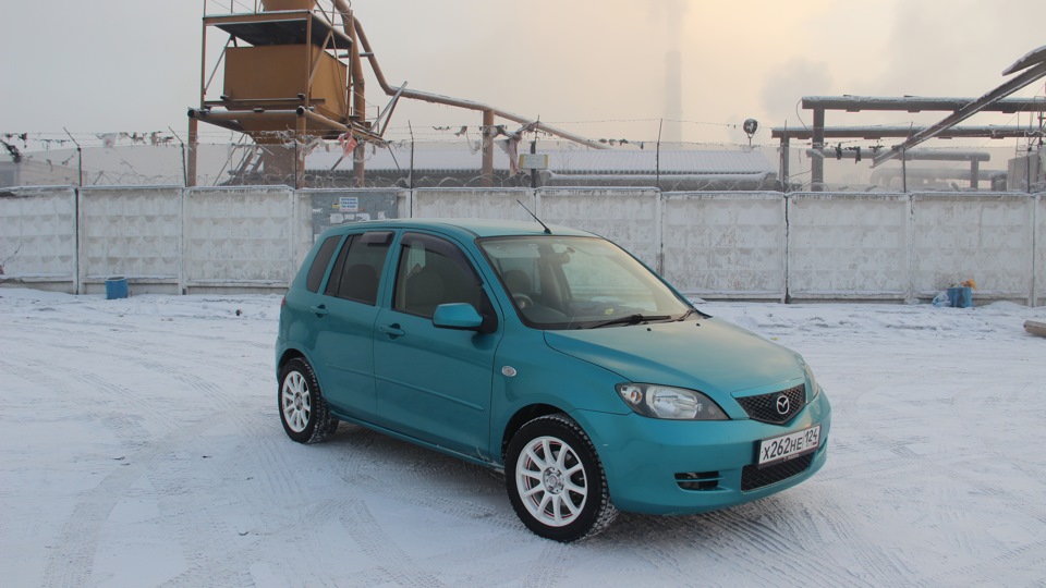 Mazda Demio (2G) 1.5 бензиновый 2002 | на DRIVE2