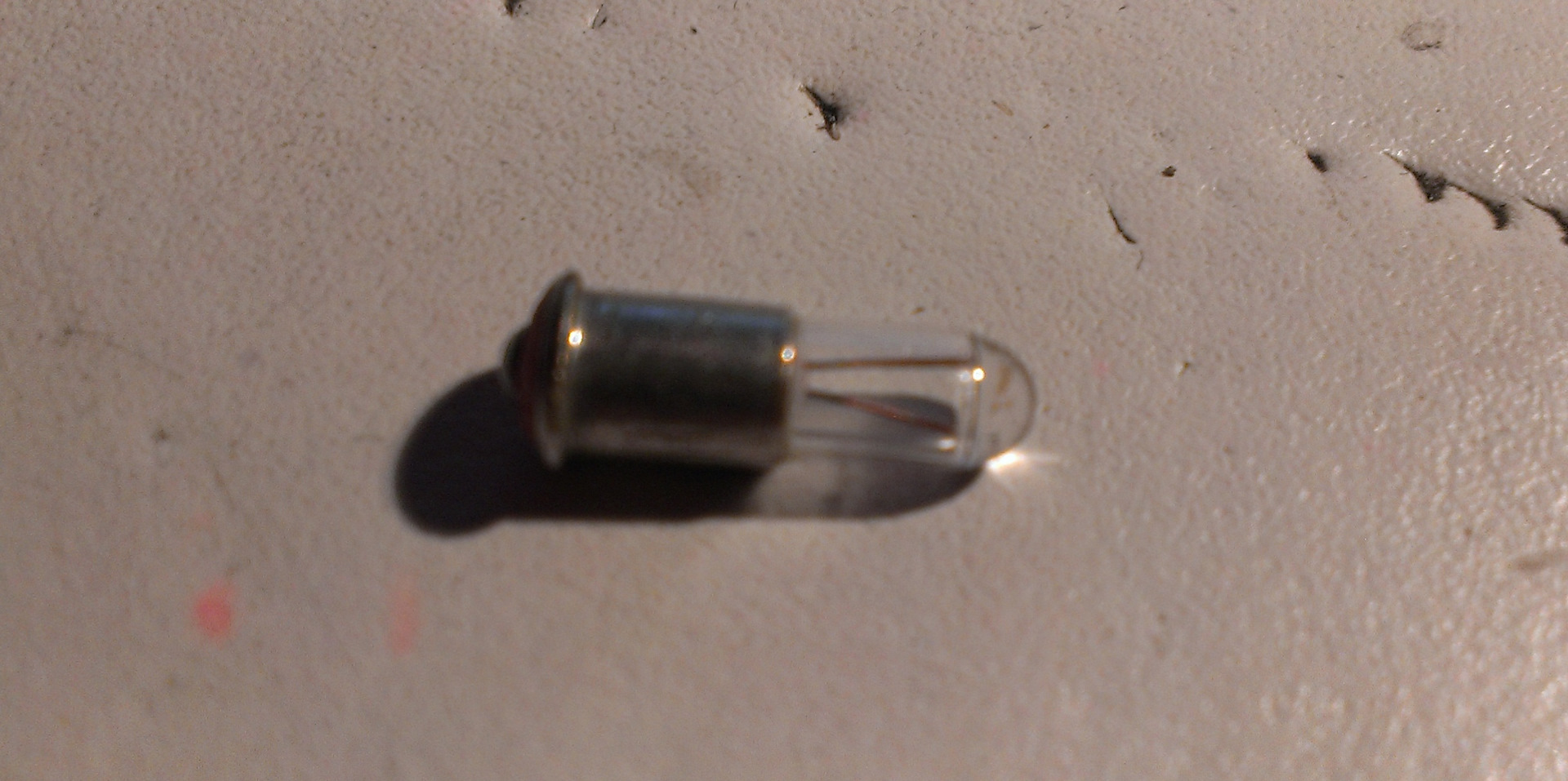 Ключ опять с подсветкой. — Audi 100 Avant (C4), 2 л, 1992 года ...