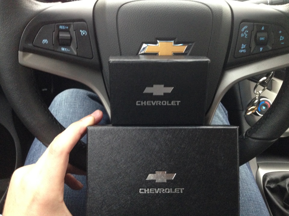 Лопатник шевы под док-ты — Chevrolet Aveo Sedan (2G), 1,6 л, 2014 года ...