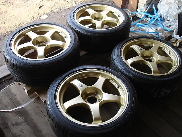 SSR Integral GT-2 R18 8.5J + Yokohama Parada Spec-2 215/40 — Mazda 3 ...