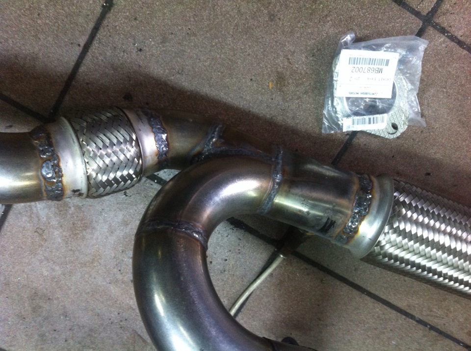 MB687002 Прокладка приемной трубы OEM Mitsubishi | Запчасти на DRIVE2