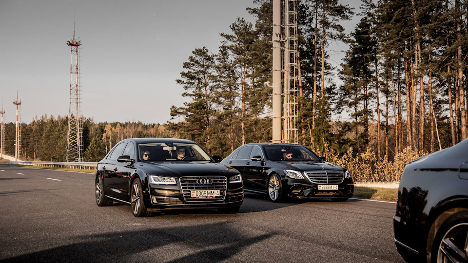Audi a8L 4.0 tfsi 520 vs Audi R8 5.2 550 — Audi A8 (D4), 4 л, 2014 года ...