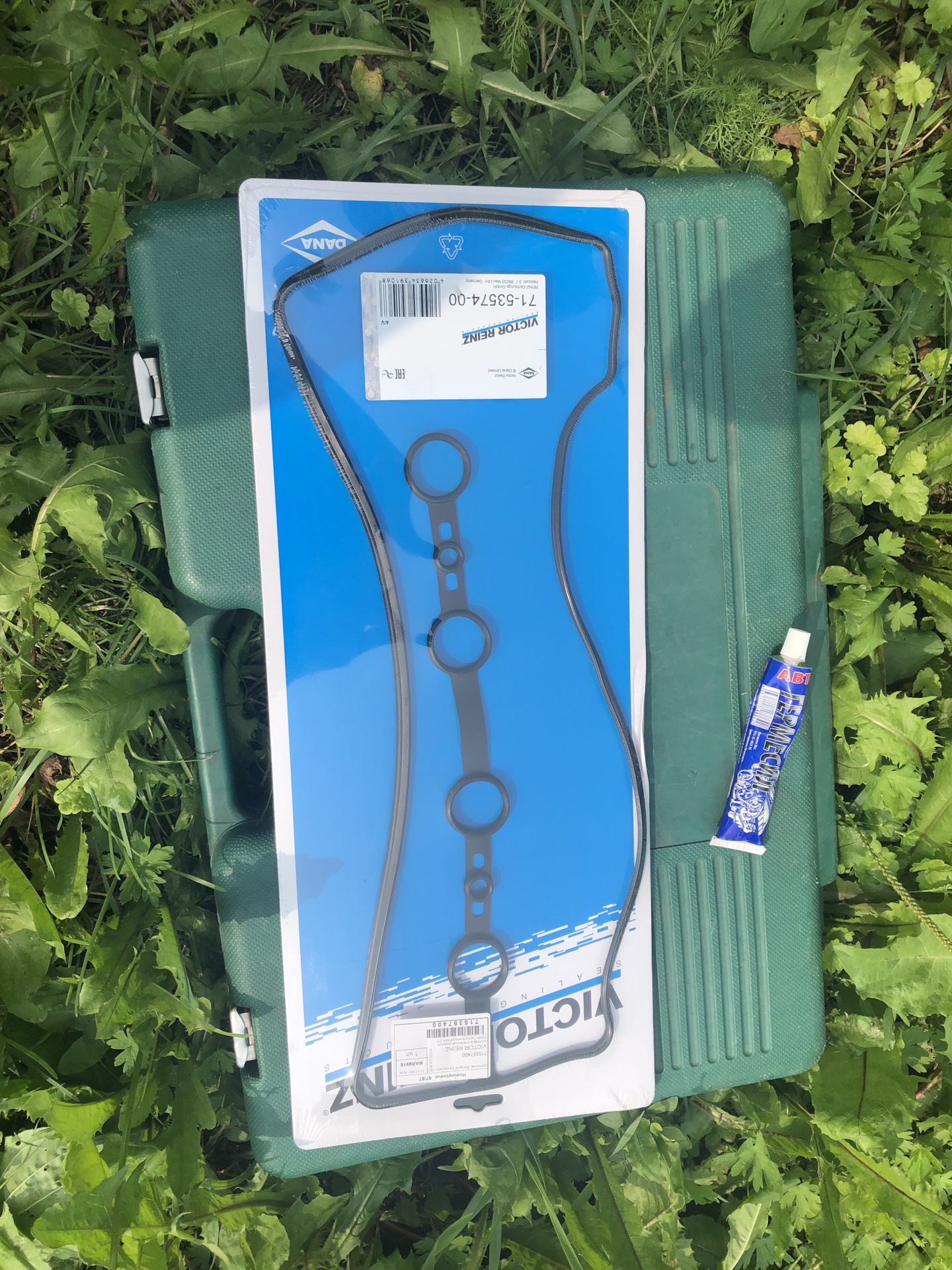 Мелочи жизни + масло в двигатель — Toyota Camry (XV40), 2,4 л., 2007 ...