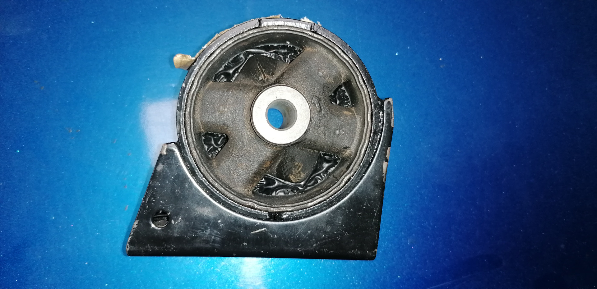 Термостат + опора ДВС — Toyota Avensis I, 1,8 л, 1998 года | запчасти ...