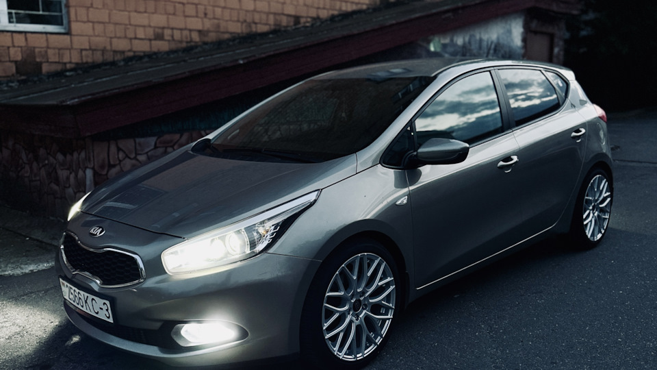 Не горит левый ближний! РЕШЕНО) — KIA Ceed (2G), 1,4 л, 2013 года | поломка | DRIVE2