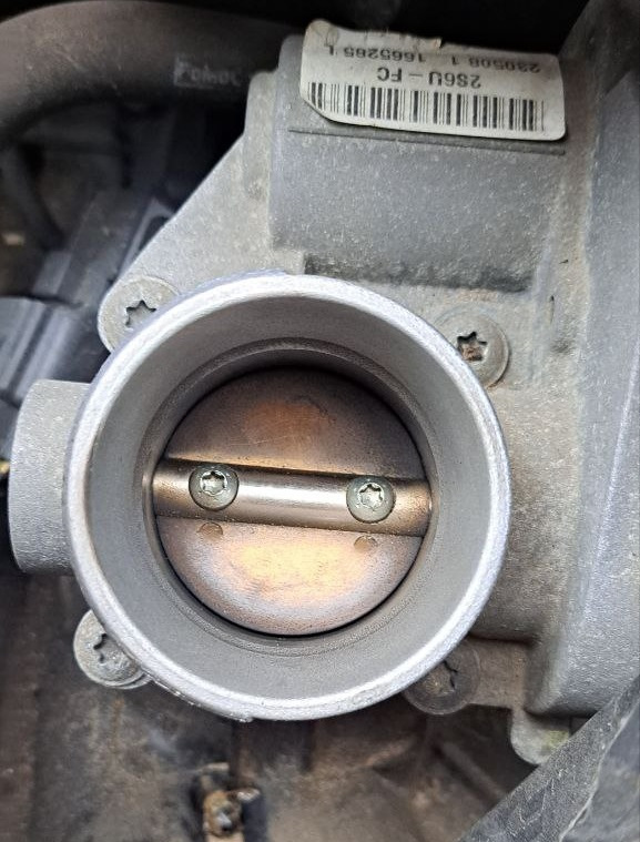 Замена КВКГ, чистка дроссельной заслонки | Volvo C30 — Volvo C30, 1,6 л ...