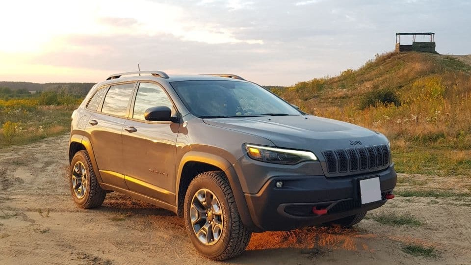 Jeep Cherokee (KL) 2.0 бензиновый 2019 | 2.0t trailhawk на DRIVE2