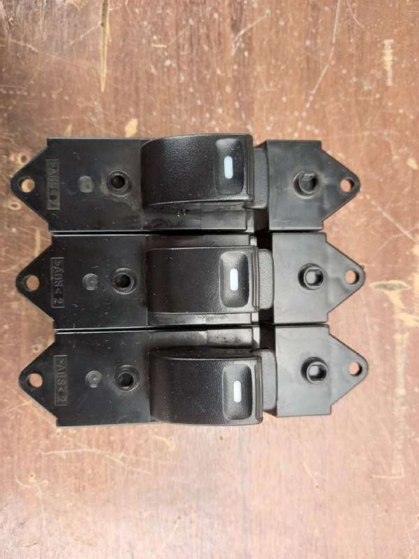 Пересвет кнопок стеклоподъемников (3й сбор) — Mitsubishi Lancer IX, 2 л ...