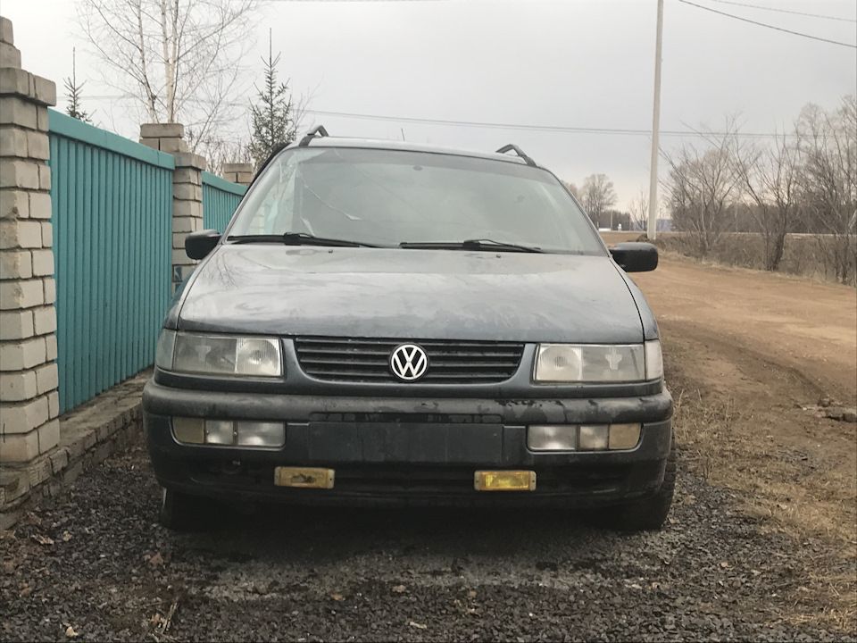 Разбирается VW пассат б4 универсал на Volkswagen Passat Variant (B4). Б ...