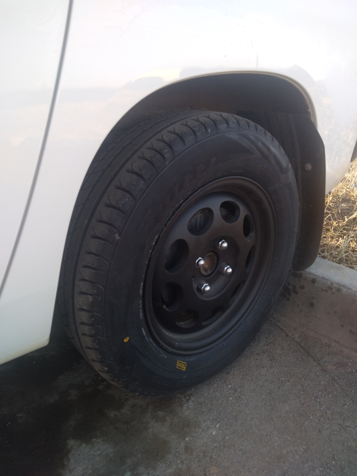 Переобувка. ВСМПО Зенит, виатти 130 — Toyota Probox, 1,5 л, 2019 года ...