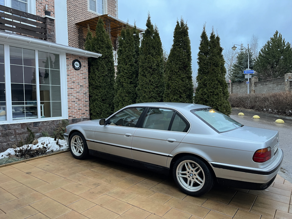 Самоотключение Круиз-контроля. Где смотреть? — BMW 7 series (E38), 4,4 л, 1998 года | другое ...