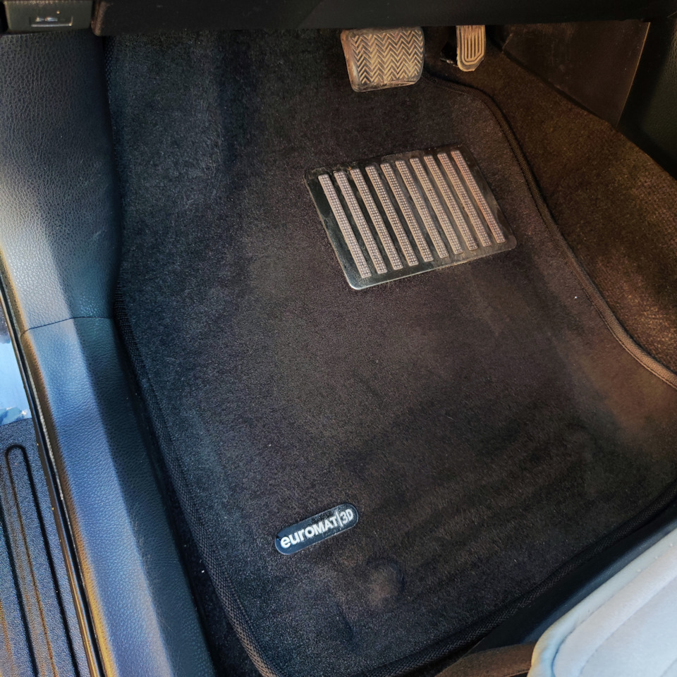 Ковры ворс- evromat 3Д — Toyota RAV4 (IV), 2 л, 2016 года | аксессуары ...