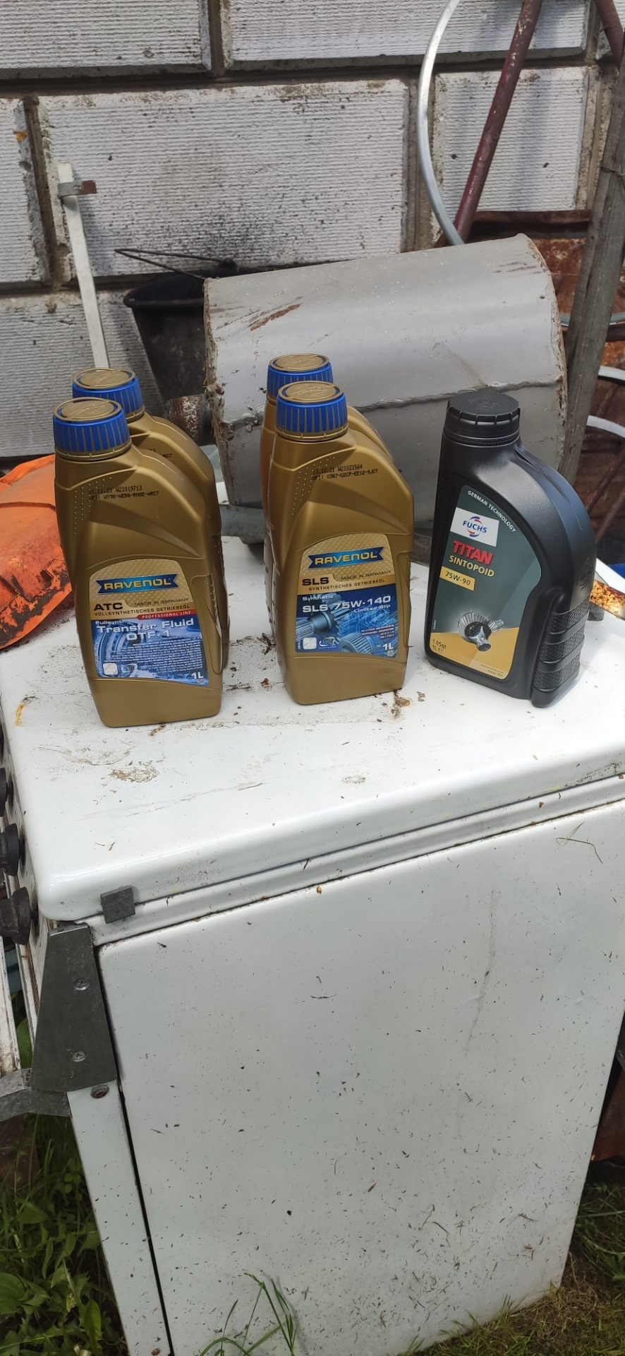 Замена масло в мостах и раздатке — Land Rover Discovery III, 2,7 л ...