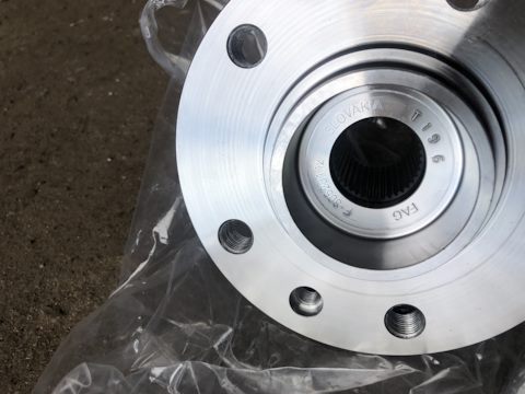 02D525279 Гофрированный чехол VAG | Запчасти на DRIVE2