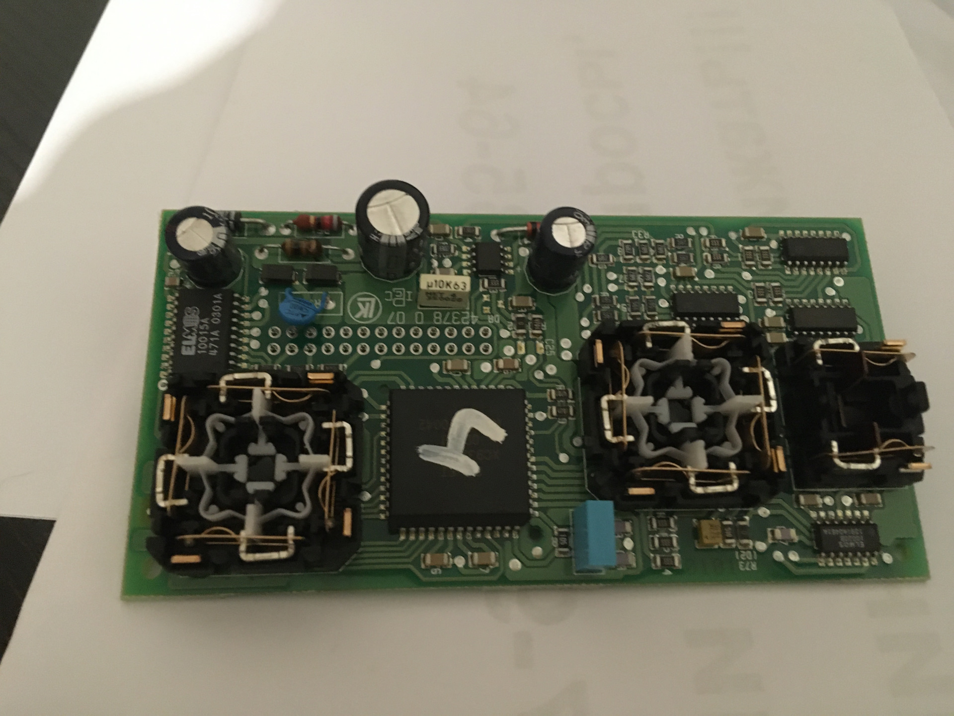 №22. Замена ЭБУ водительского сиденья с памятью — BMW 7 series (E38), 2 ...