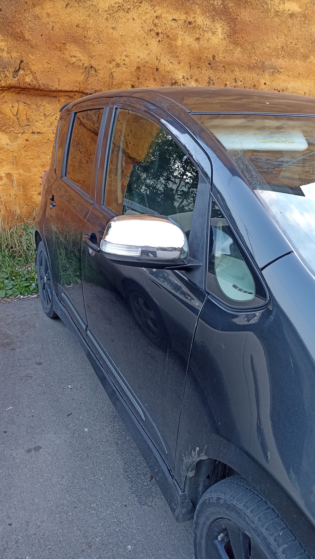 Delete Chrome — Toyota Ractis (1G), 1,5 л, 2008 года | другое | DRIVE2