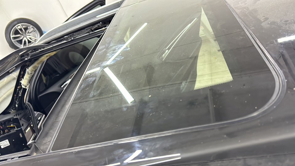 Чёрный потолок + Тросы капота — BMW X5 (E70), 3 л, 2008 года | стайлинг ...