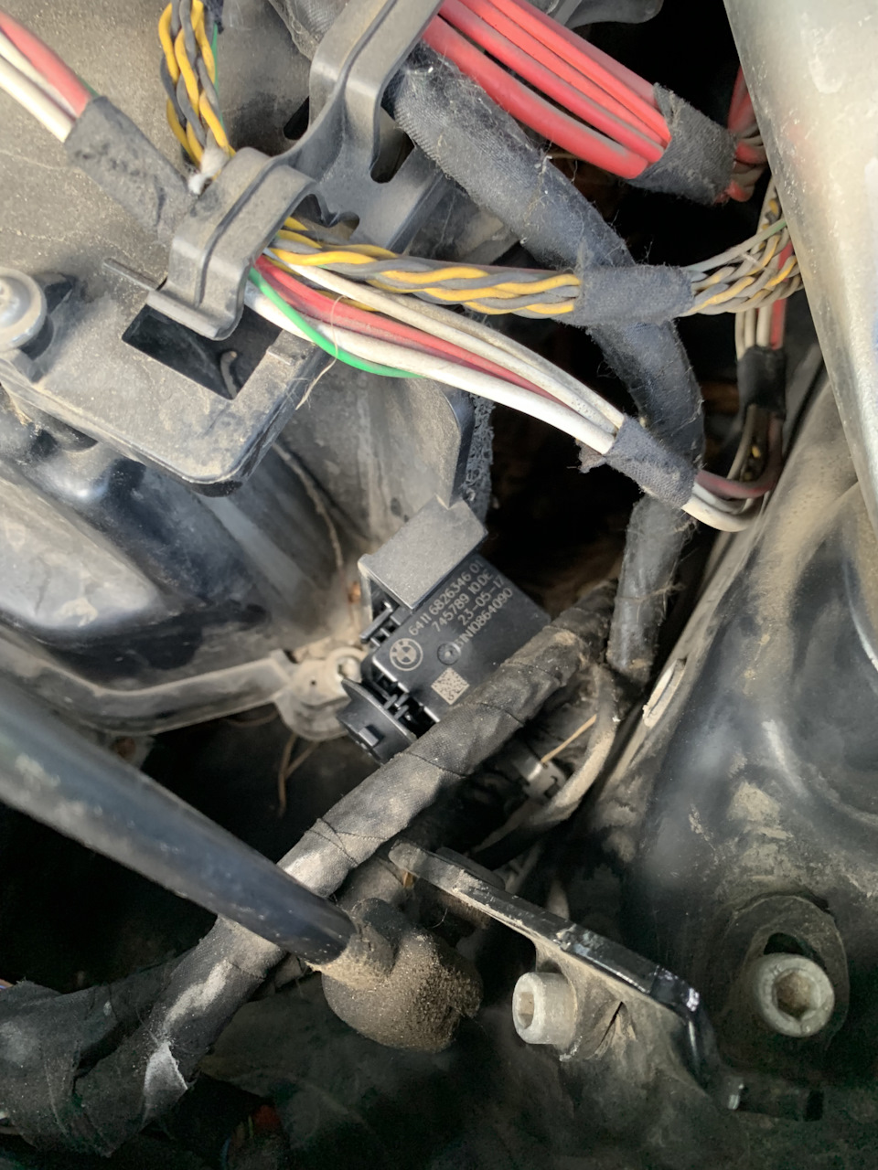 64116826346 Датчик xAUC BMW | Запчасти на DRIVE2