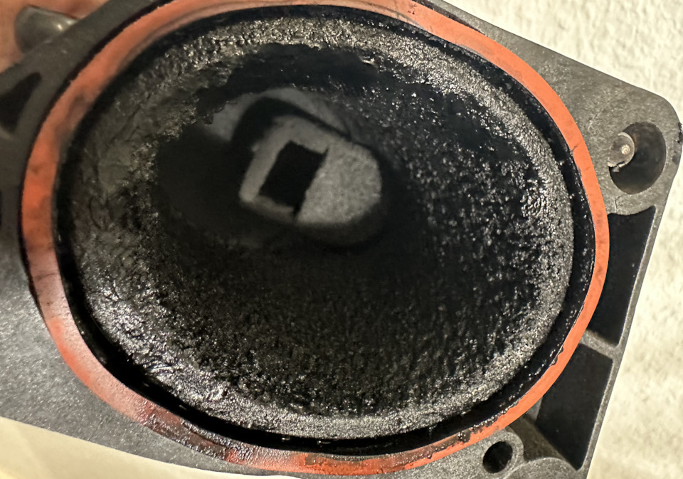 Весенний подкапотный чек 2024, чистка впуска и его состояние после ...