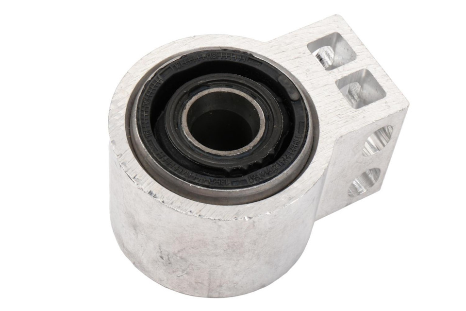 13371815 Втулка рычага подвески GM | Запчасти на DRIVE2