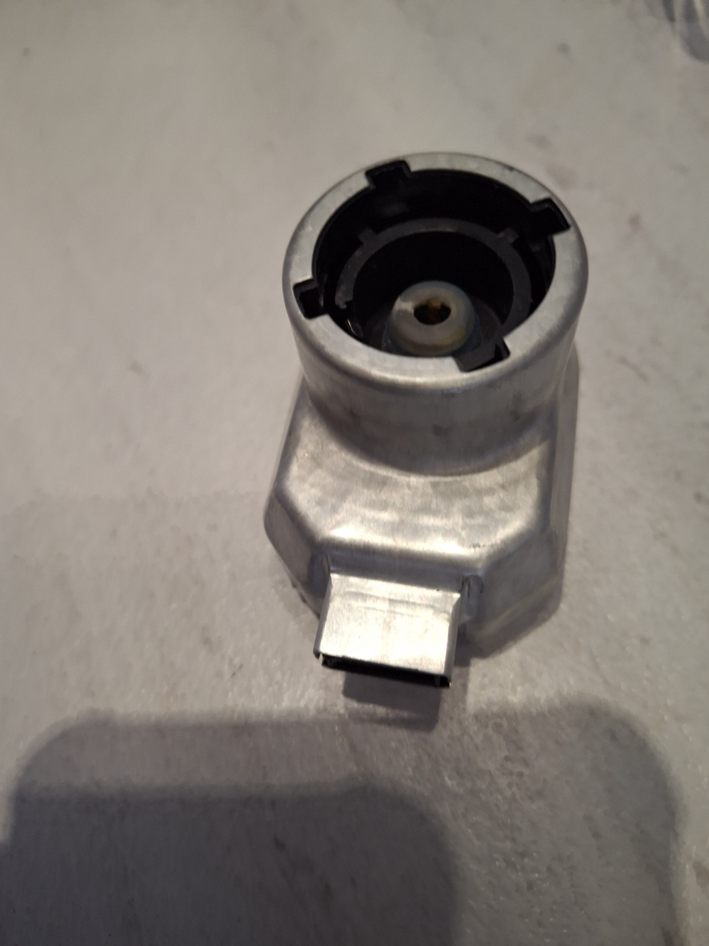 #65. Ингитор лампы D2R 30655898. Мог перегореть? — Volvo S60 (1G), 2,4 ...