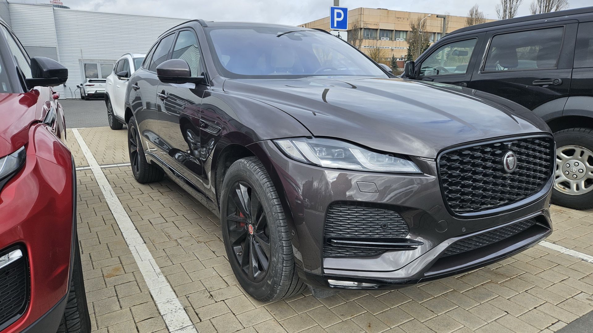 Jaguar F-Pace 3.0 бензиновый 2021 | Charente Grey P340 MHEV на DRIVE2