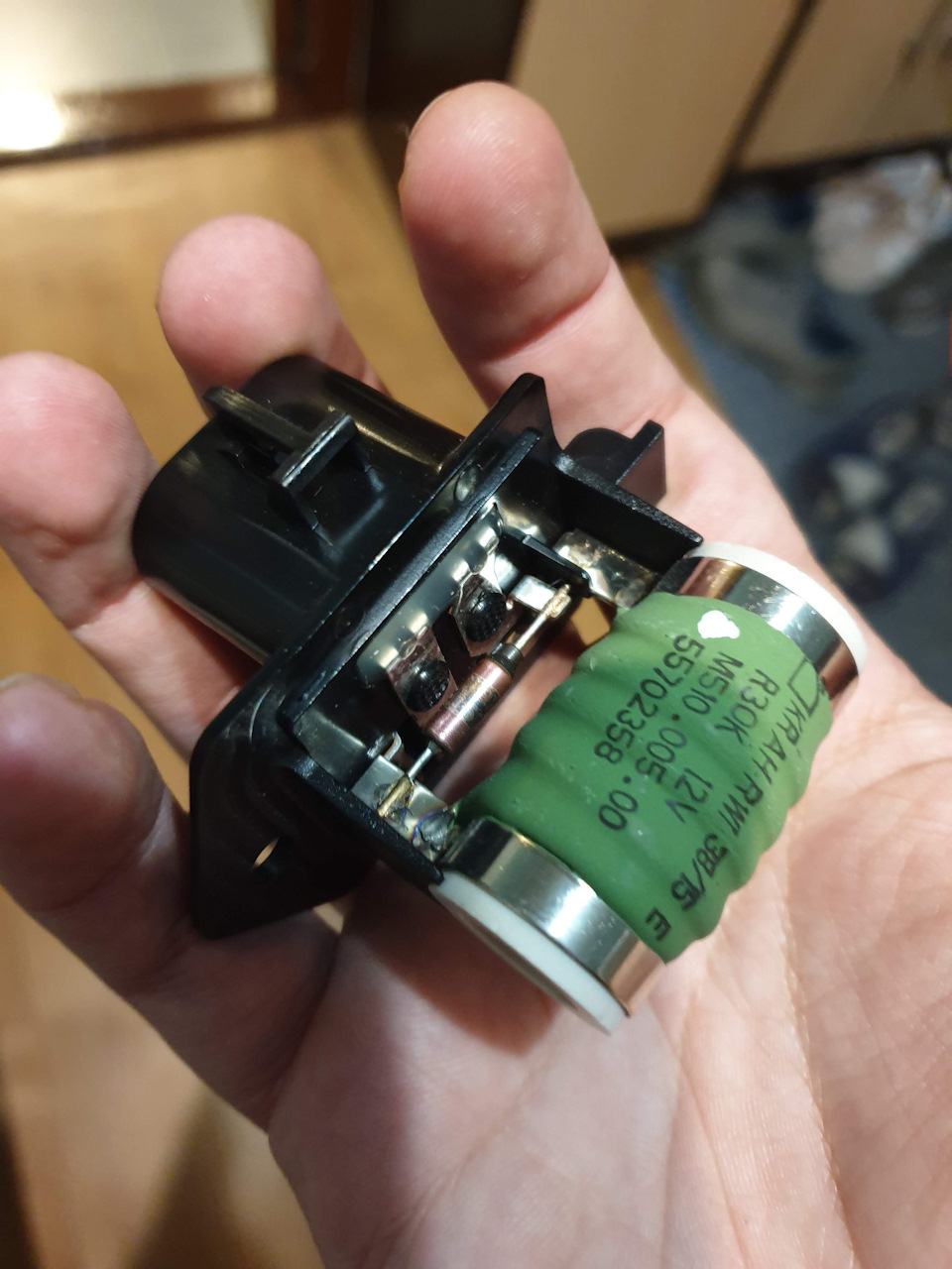 55702358 Резистор вентилятора радиатора Grande Punto, N.Bravo, Fiat 500 ...