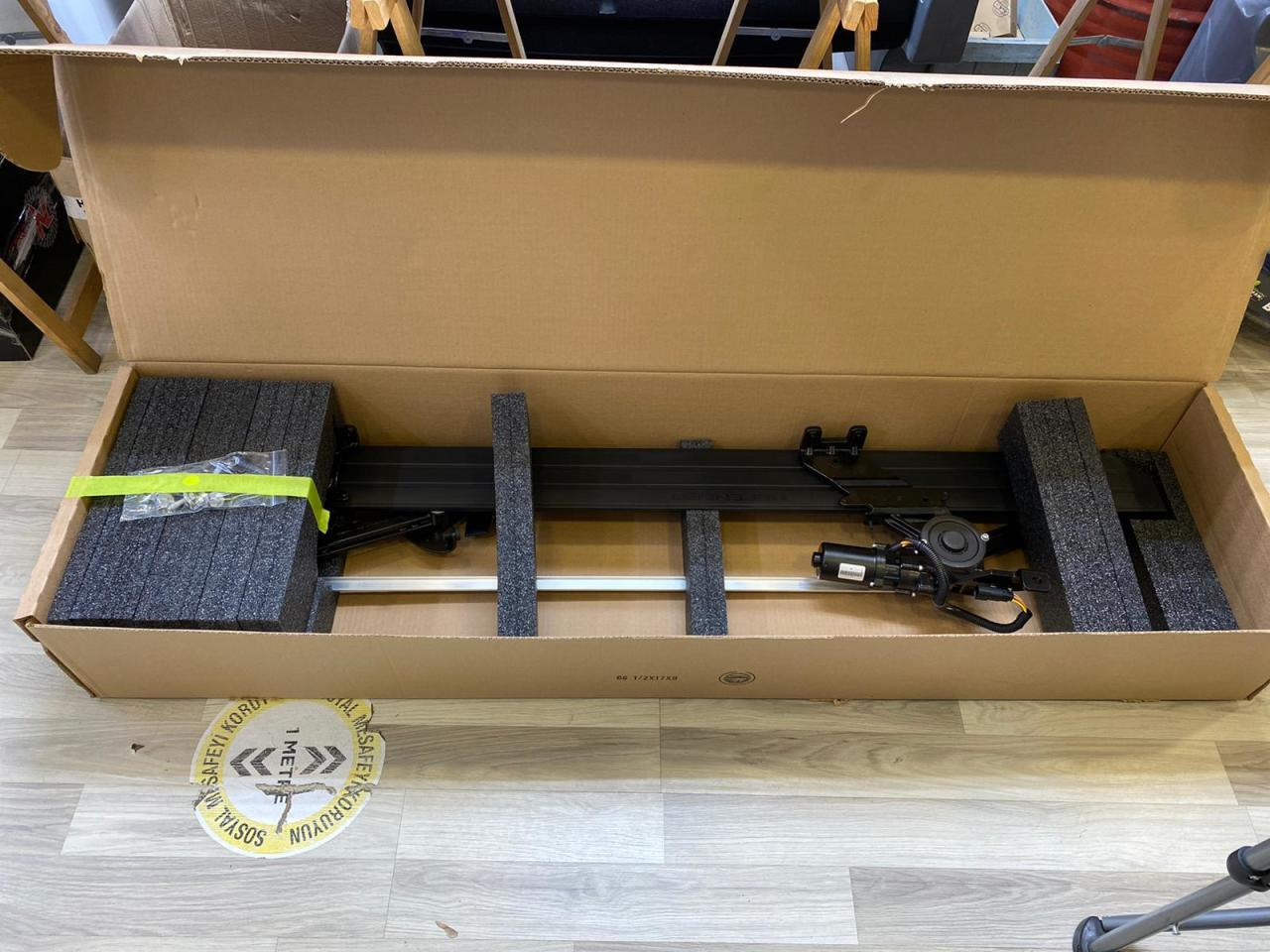 Подножка выдвижная левая, правая "полотно" | Defender 2020 — VPLEP0394 ...