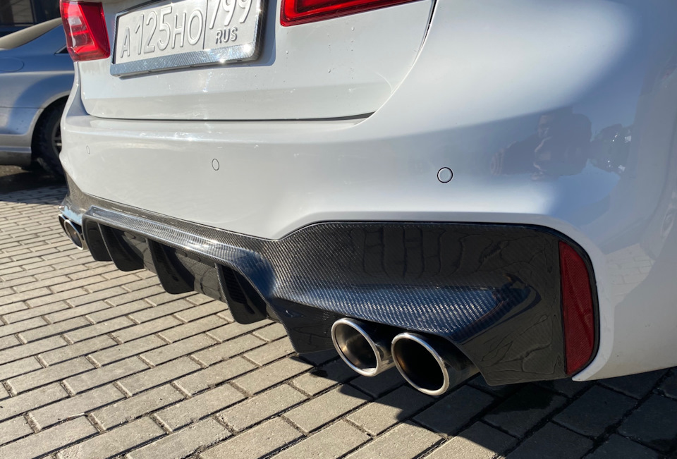 M Performance exhaust + диф карбон m5 + насадки — BMW 5 series (G30), 2 ...