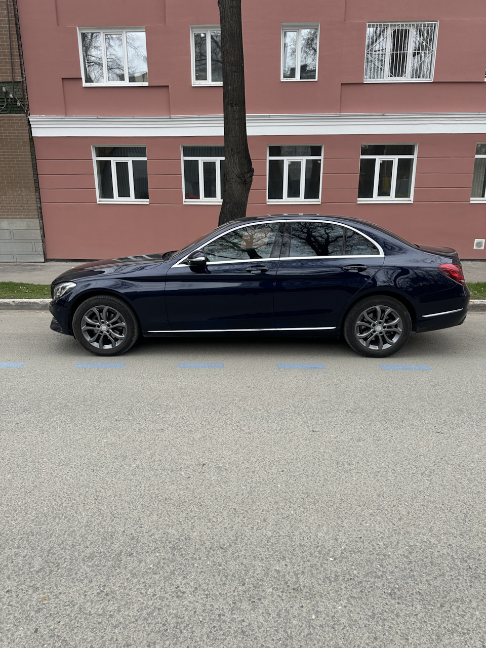 Занижение — Mercedes-Benz C-Class (W205), 1,6 л, 2015 года | просто так | DRIVE2