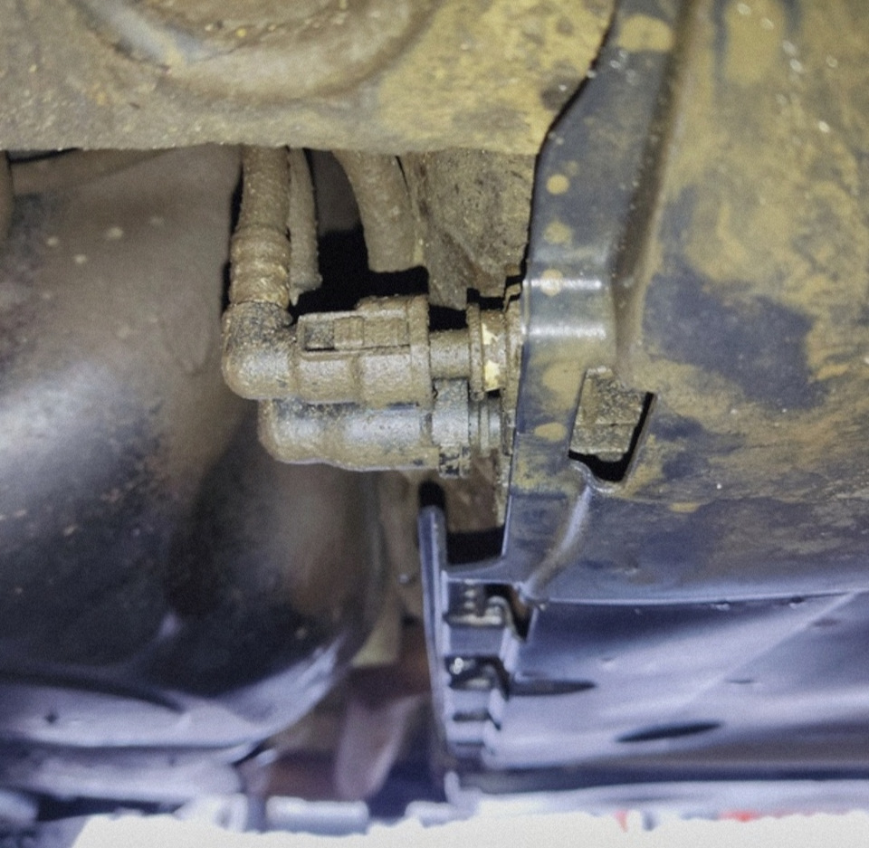 Защита топливных трубок — Skoda Octavia A8 Mk4, 1,4 л, 2021 года ...