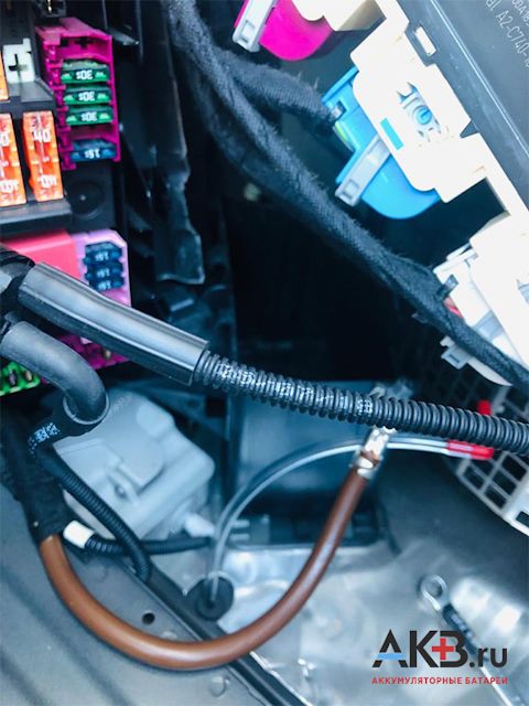 A0009829308 Аккумулятор дополнительный Mercedes | Запчасти на DRIVE2