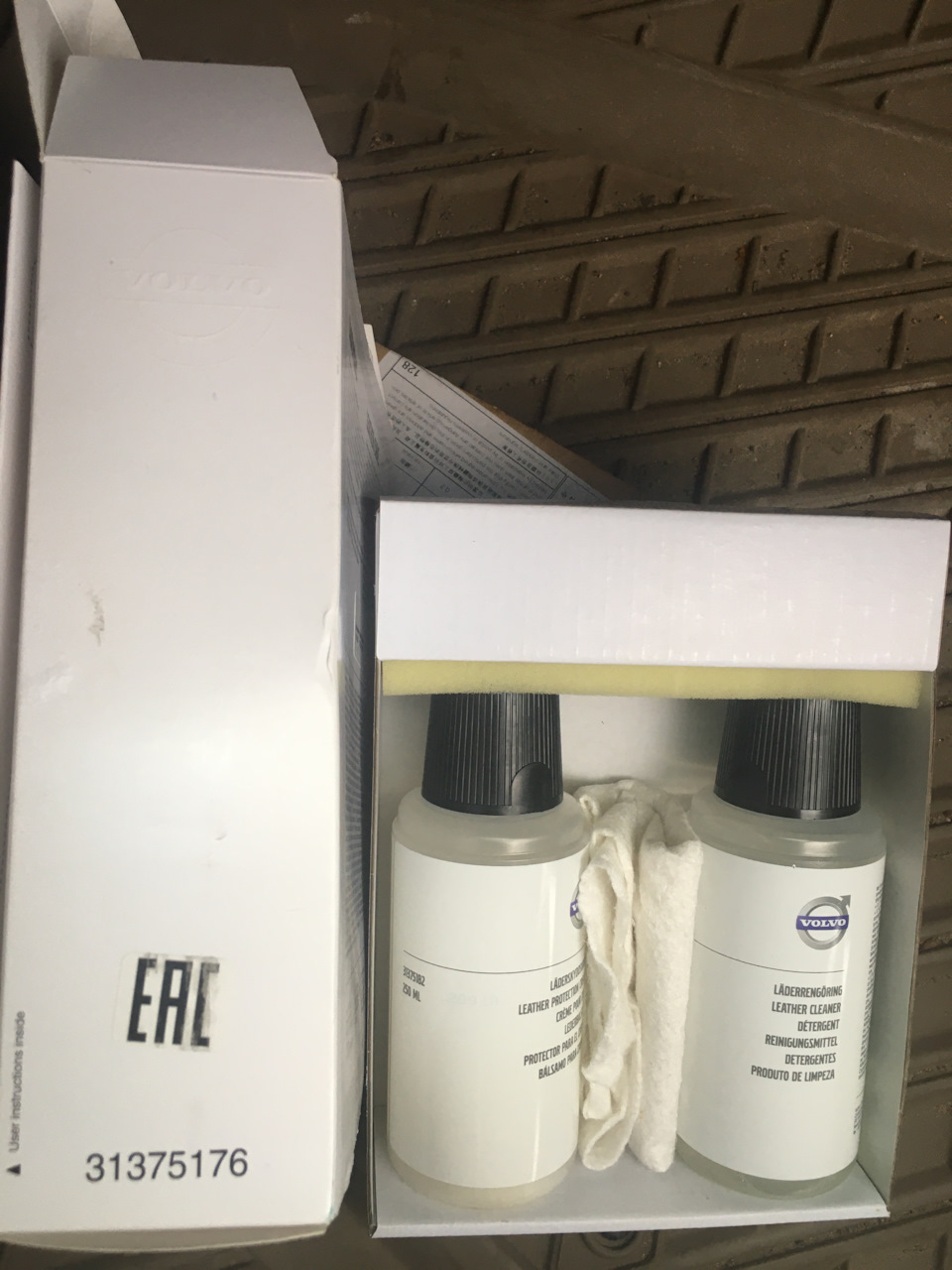 31375176 Уход за кожей Volvo | Запчасти на DRIVE2