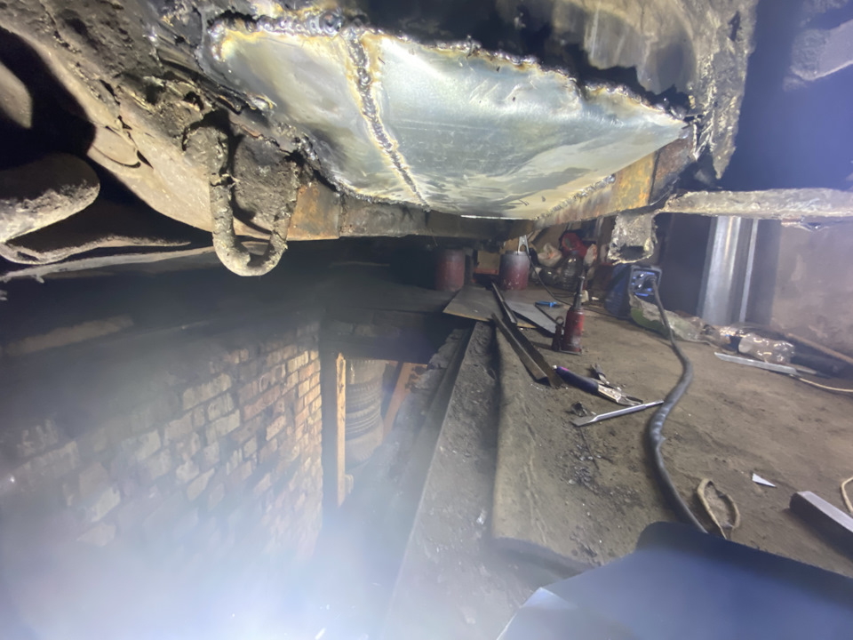 Итог сварки, далее покраска-обработка — Peugeot 607, 2,2 л, 2001 года ...