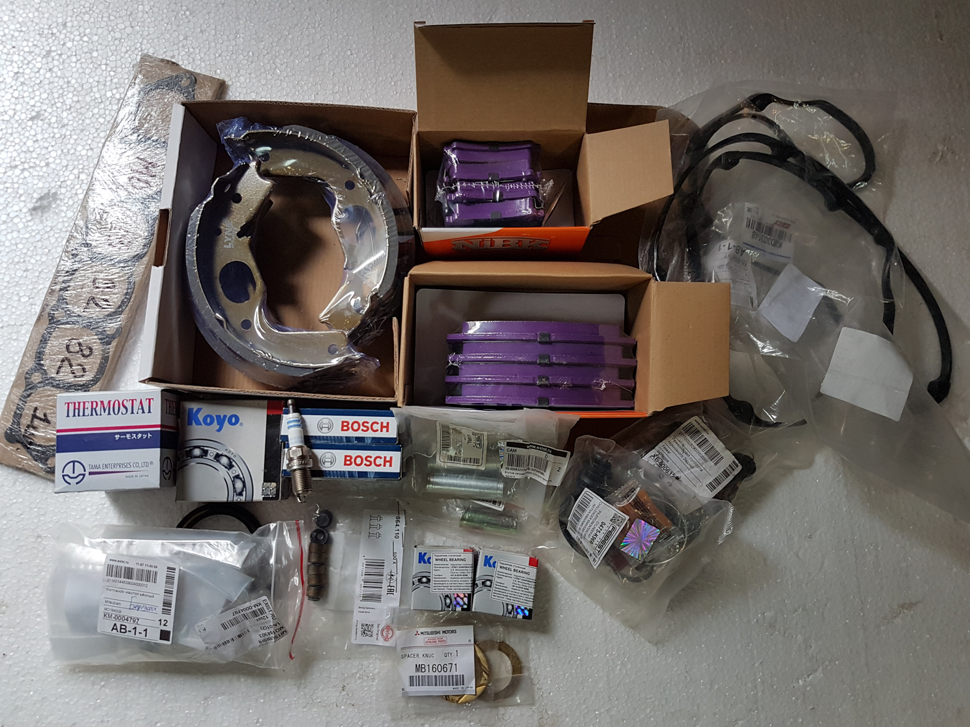 Приятные мелочи — Mitsubishi Pajero Sport (1G), 3 л., 2001 года ...