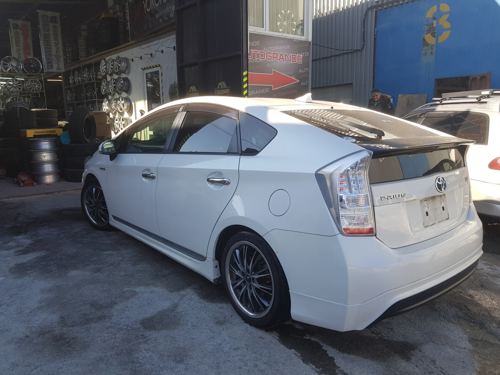 Наступили колесами на российскую землю)) — Toyota Prius (30), 1,8 л, 2011 года | покупка машины ...