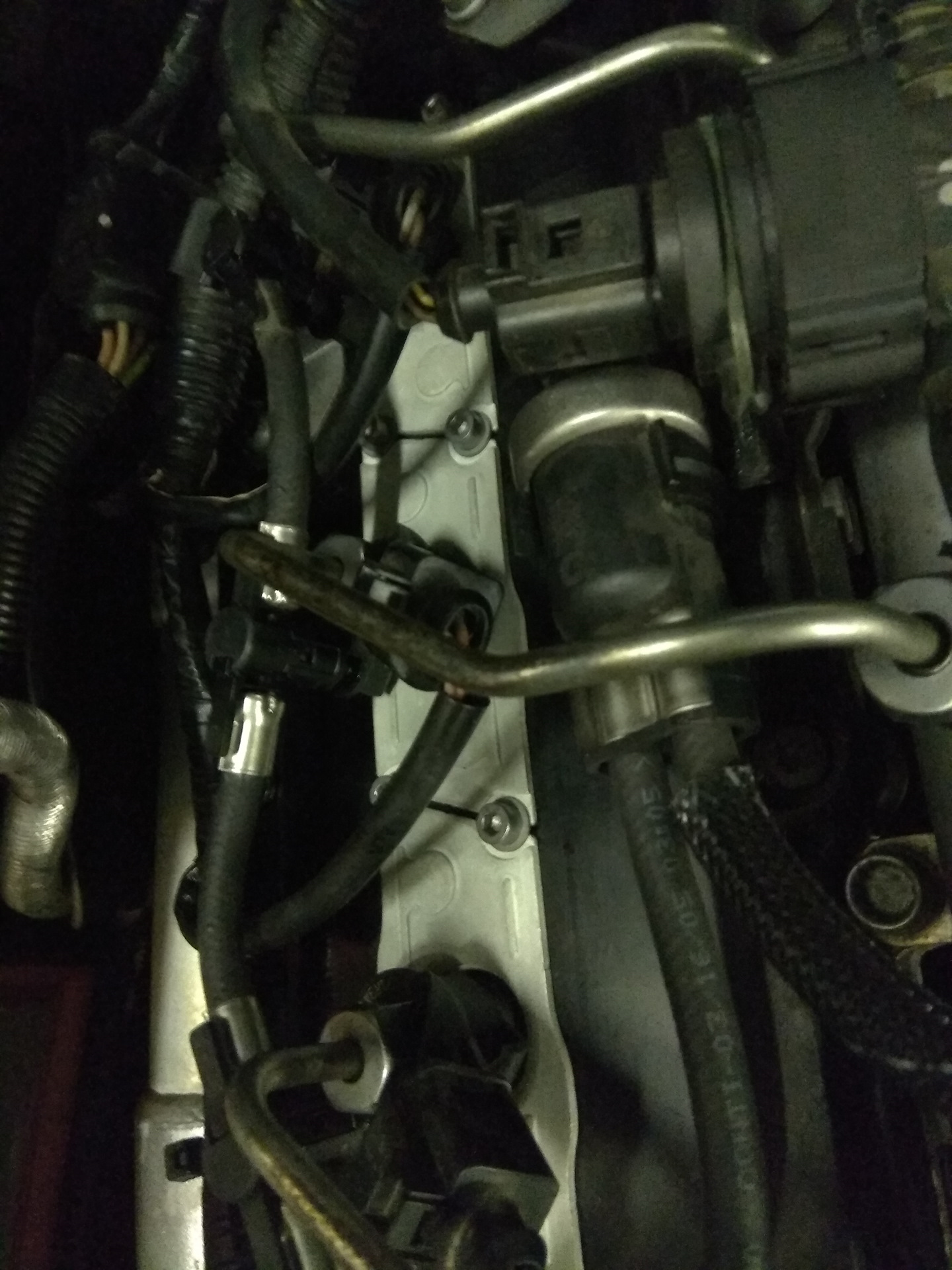 BKS 3.0 tdi Проверка форсунок на стенде, "тюнинг" крышка бачка омывайки ...